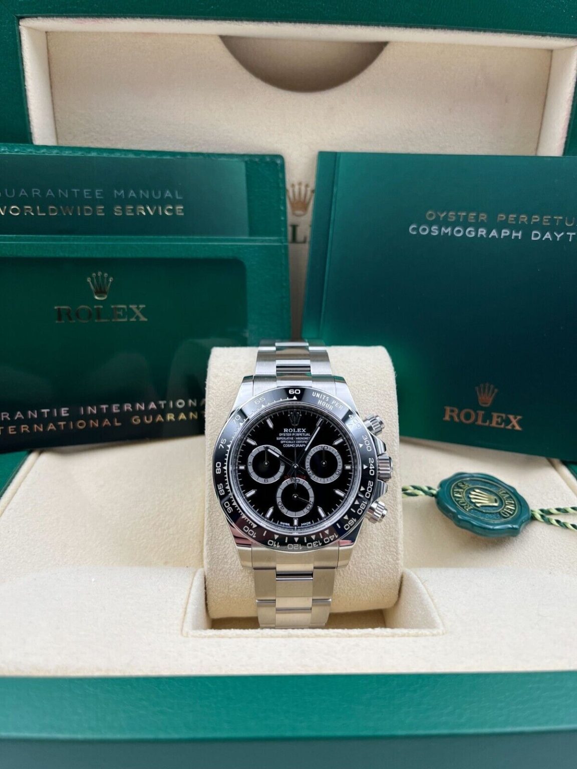 Rolex Daytona 126500LN - Watch Limit