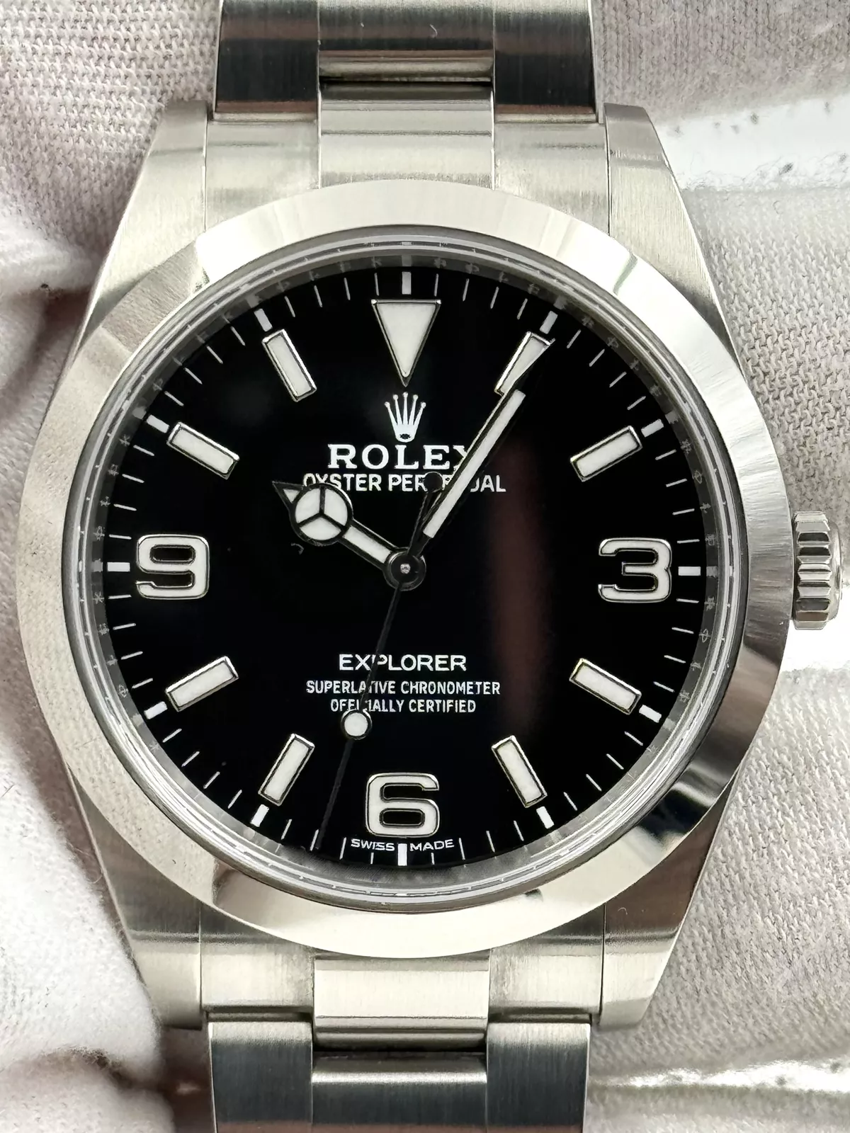 Rolex Explorer 214270 - Watch Limit
