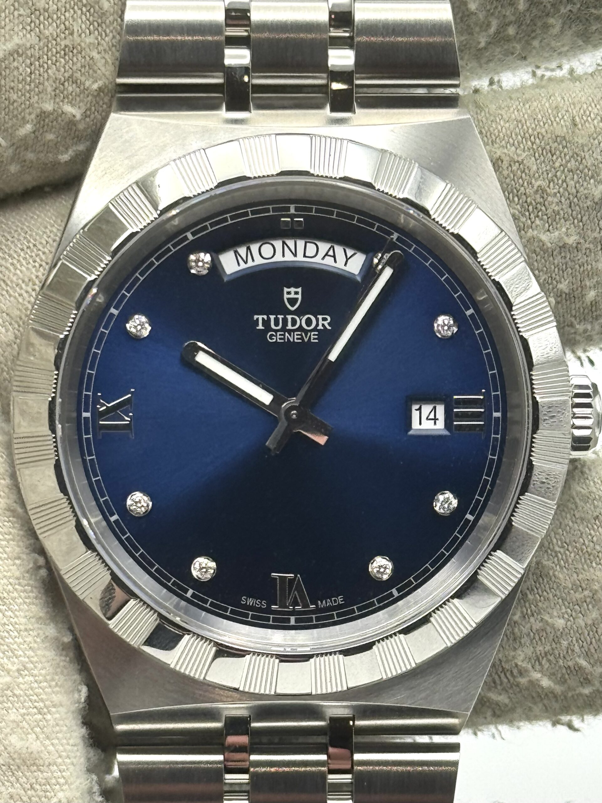 Tudor Royal 28600 - Watch Limit