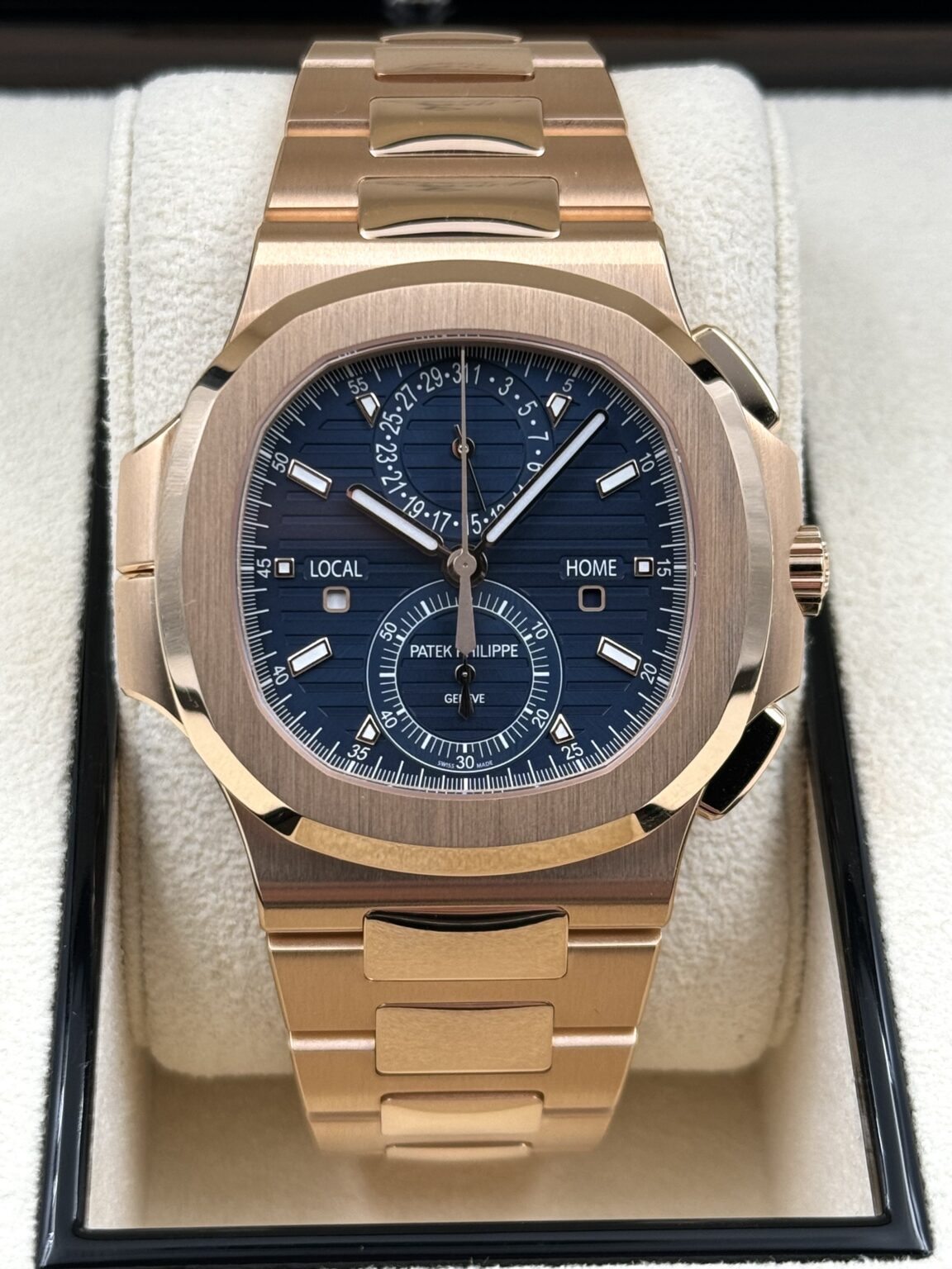 Patek Philippe Nautilus Travel Time 5990/1R - Watch Limit